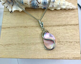 Pink Shell Necklace - Etsy