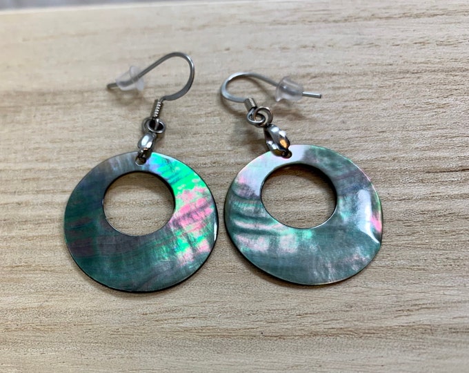 Round Shell Earrings, Black Lip Shell Earrings, Round Loop Earrings on ...