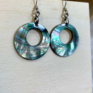 Round Shell Earrings, Black Lip Shell Earrings, Round Loop Earrings on ...