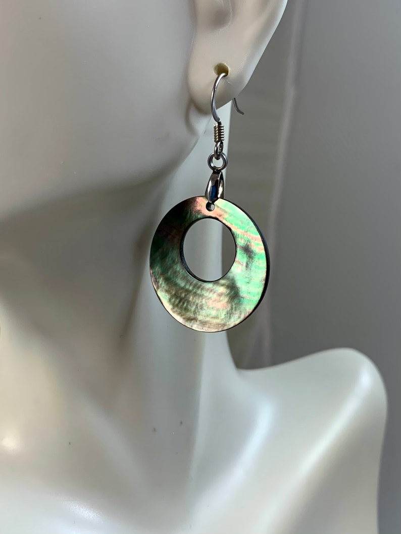 Round Shell Earrings Black Lip Shell Earrings Round Loop | Etsy