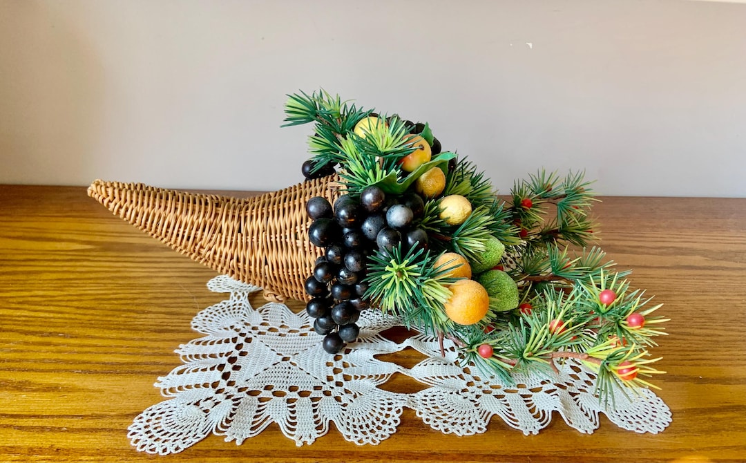 Vintage Cornucopia Basket Thanksgiving Cornucopia Grapevine and Wicker ...
