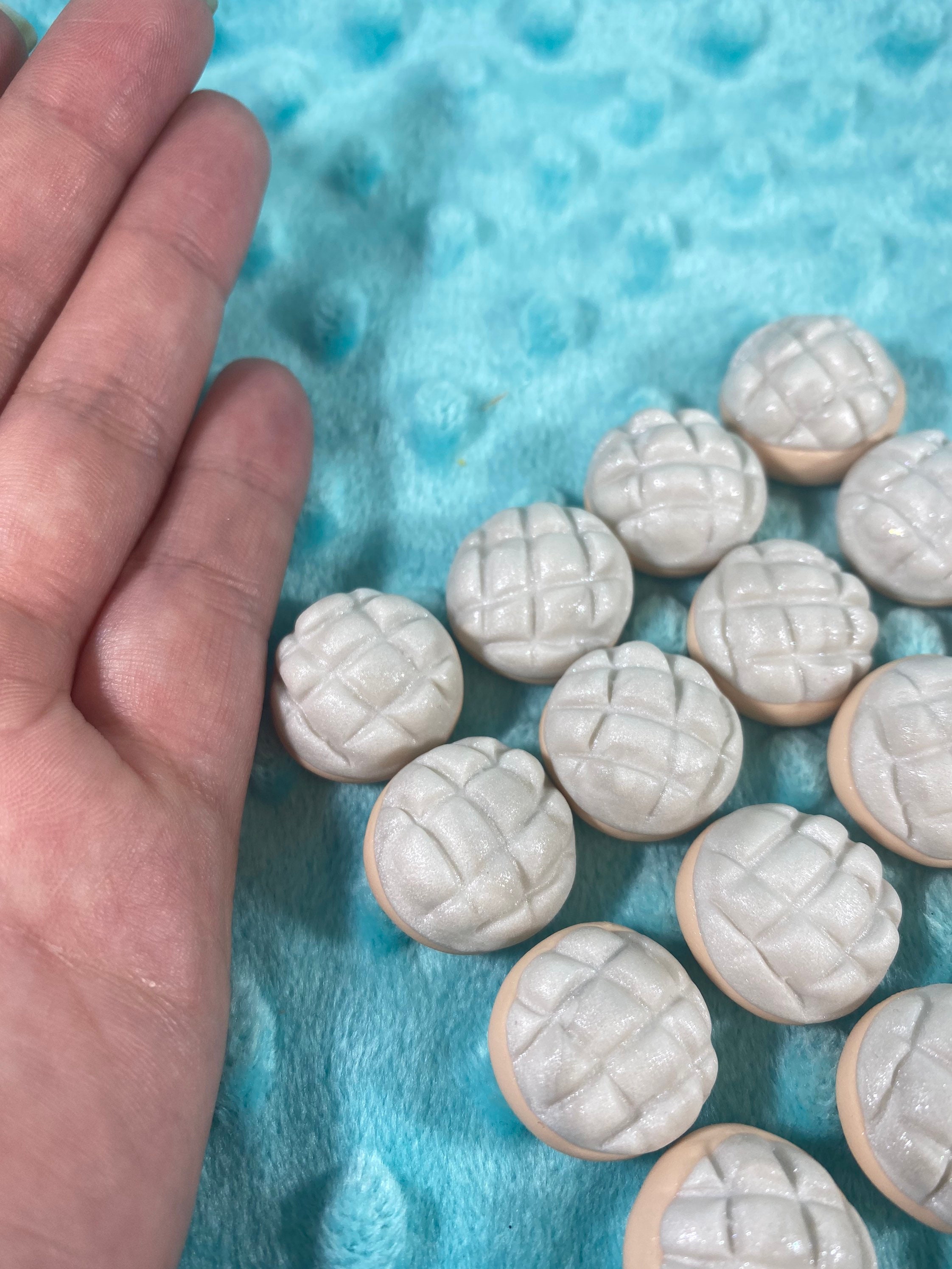 Set of 4 Polymer Clay Pearl White Concha Pan Dulce ALL CLAY - Etsy