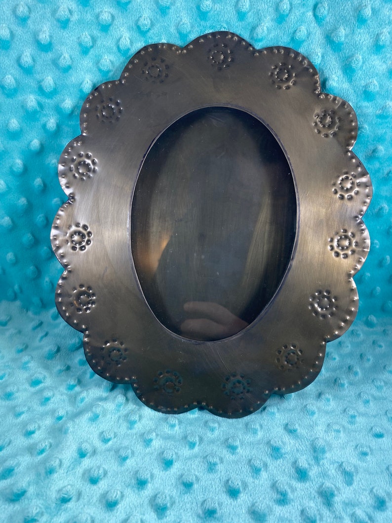 Large Oval Scalloped Edge Shape Nicho - Etsy