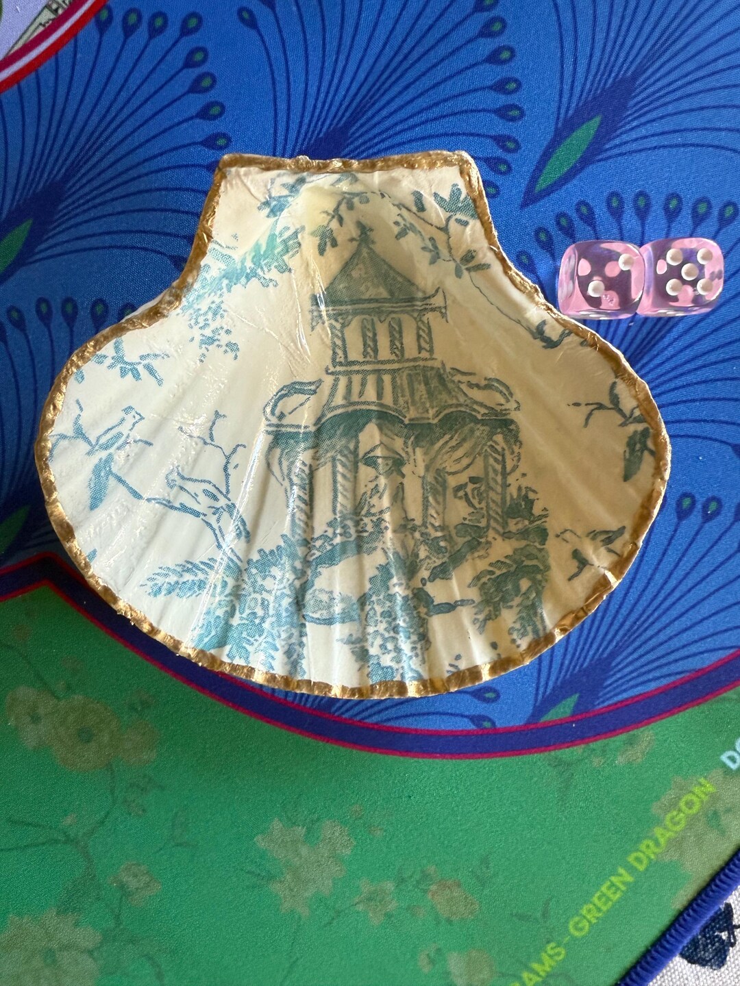 Mahjong Scallop Seashell Dice Dish or Wall Game Dish - Match Your Mat ...