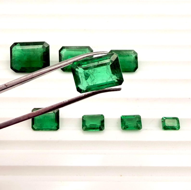 Lab Created Emerald Cut Gemstones | Green Octagon Loose Stones for ...
