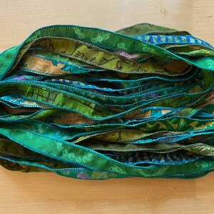 10 Green Silk Ribbons, Bracelet Ribbon, Jewelry Ribbon, S13 - Etsy