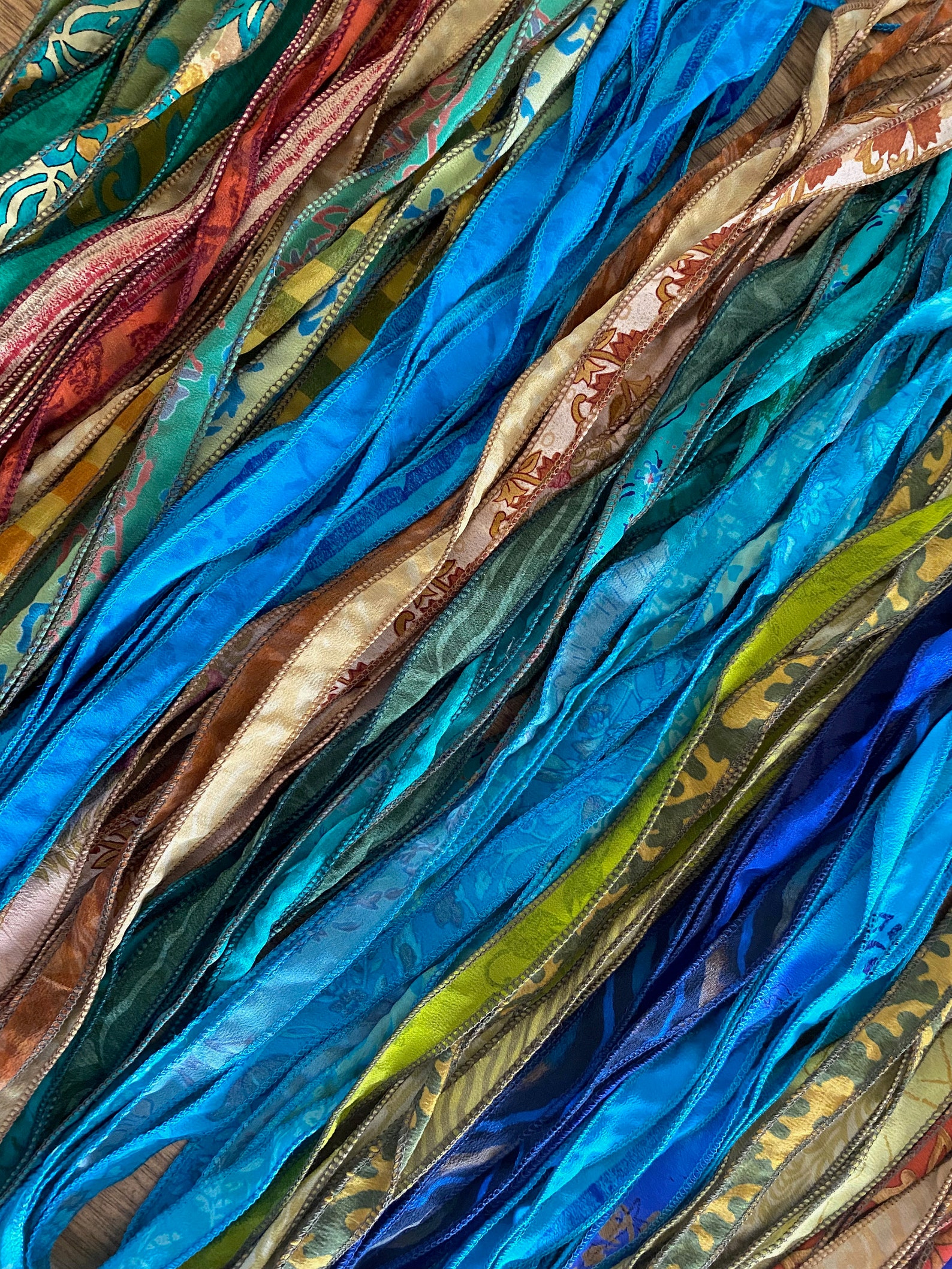 30 Silk Ribbons, Bracelet Ribbons, W303 - Etsy