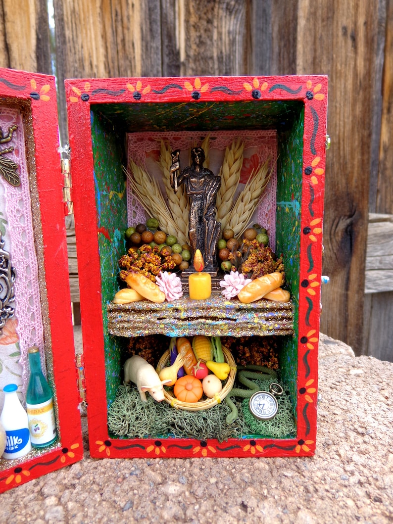 Demeter Box Shrine. Nicho. Travel Altar. Shadow Box. Ceres. | Etsy