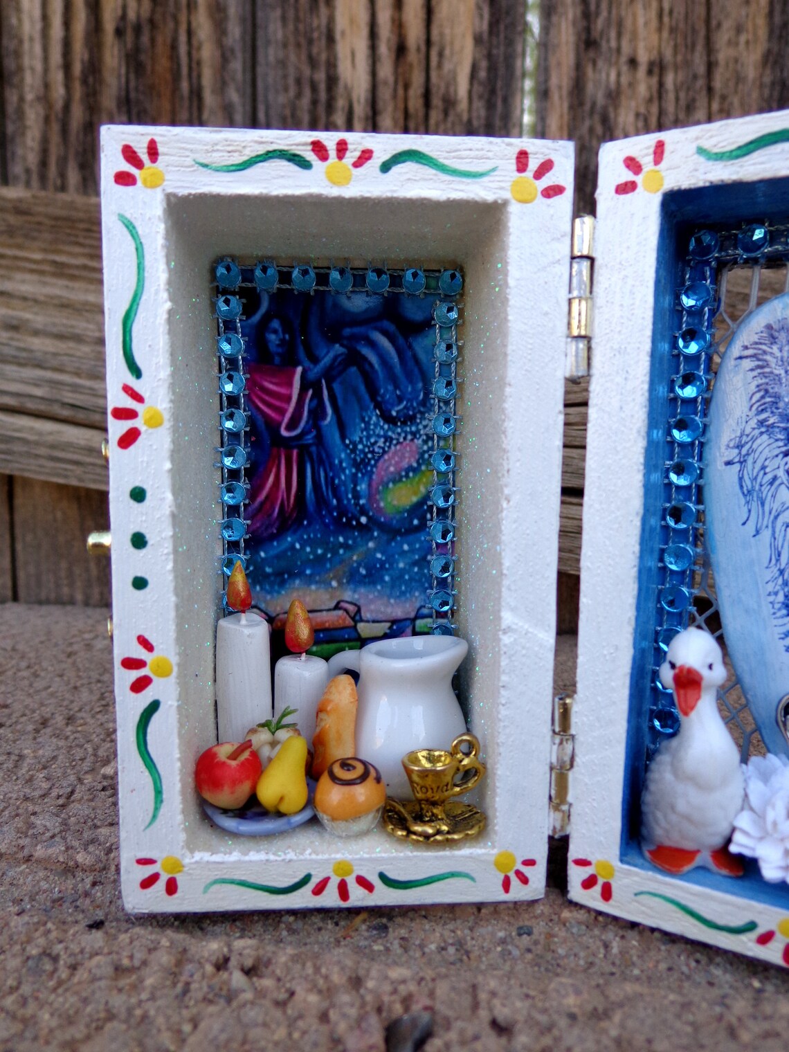 Holda Frau Holle Mini Box Shrine. Nicho. Shadow Box. Pagan. | Etsy