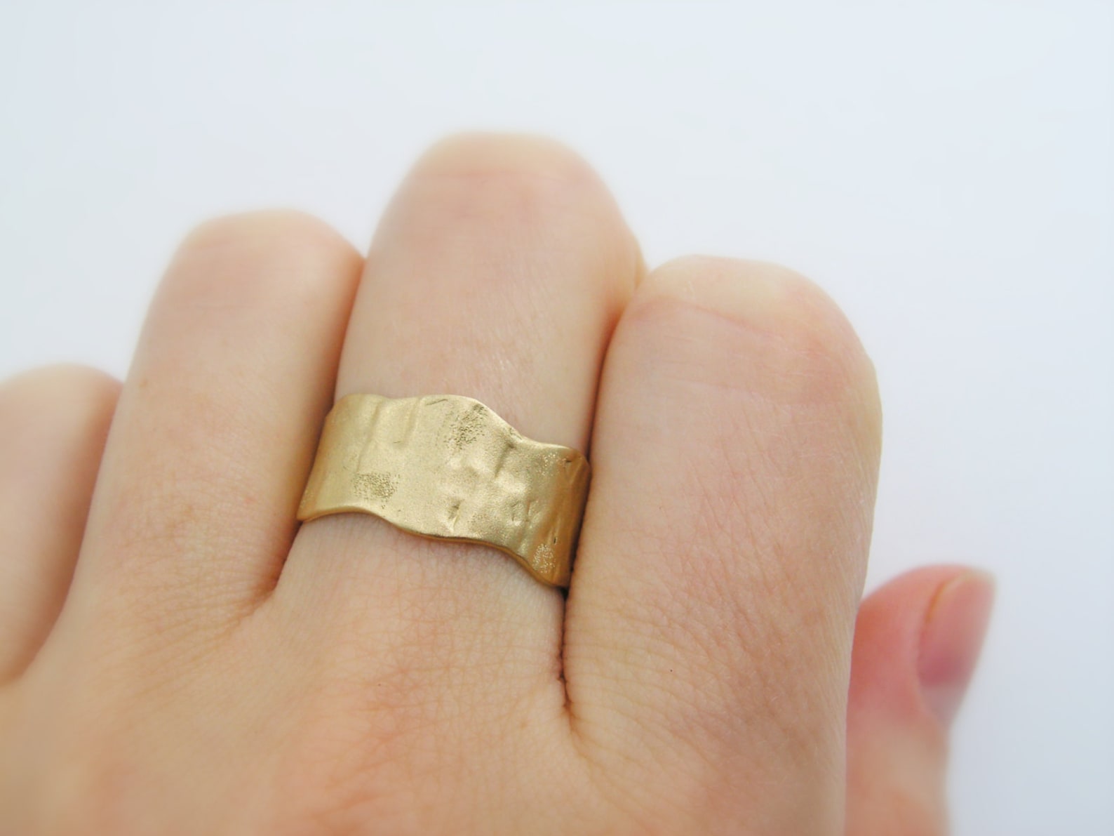 Matte Wavy Wedding Band. Textured Wedding Band. 14K Yellow - Etsy