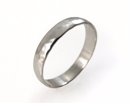 Hammered wedding ring. 14k white gold. 4mm wide.1mm thickness | Etsy
