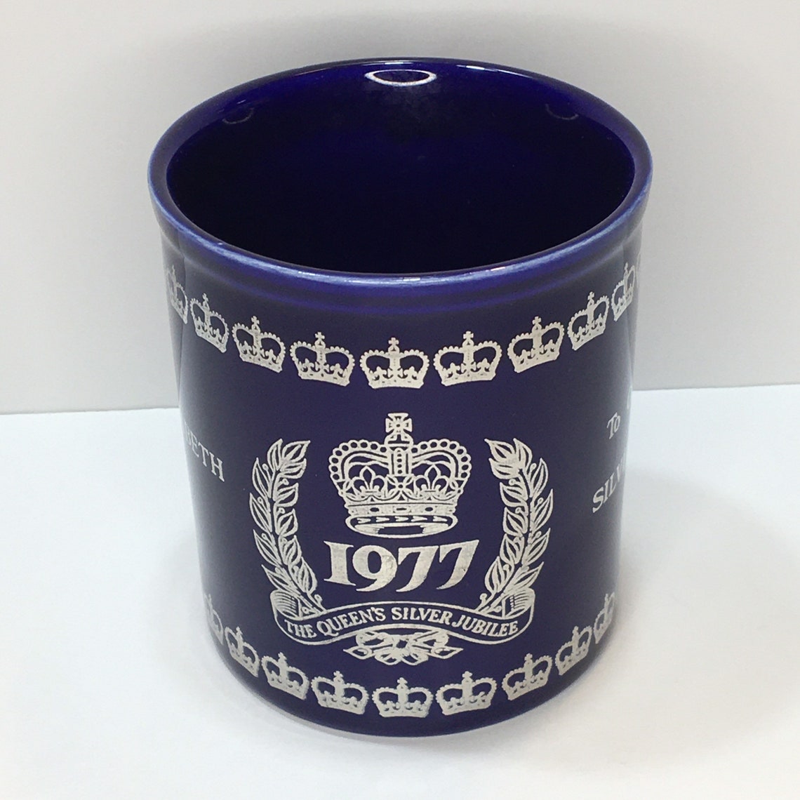 Queen Elizabeth Commemorative Mug From Queen Elizabeths - Etsy