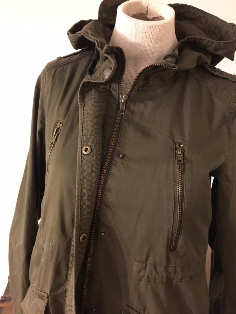 No More Hate Green Jacket, Lightweight Jacket, Hate Doesn't Make US ...