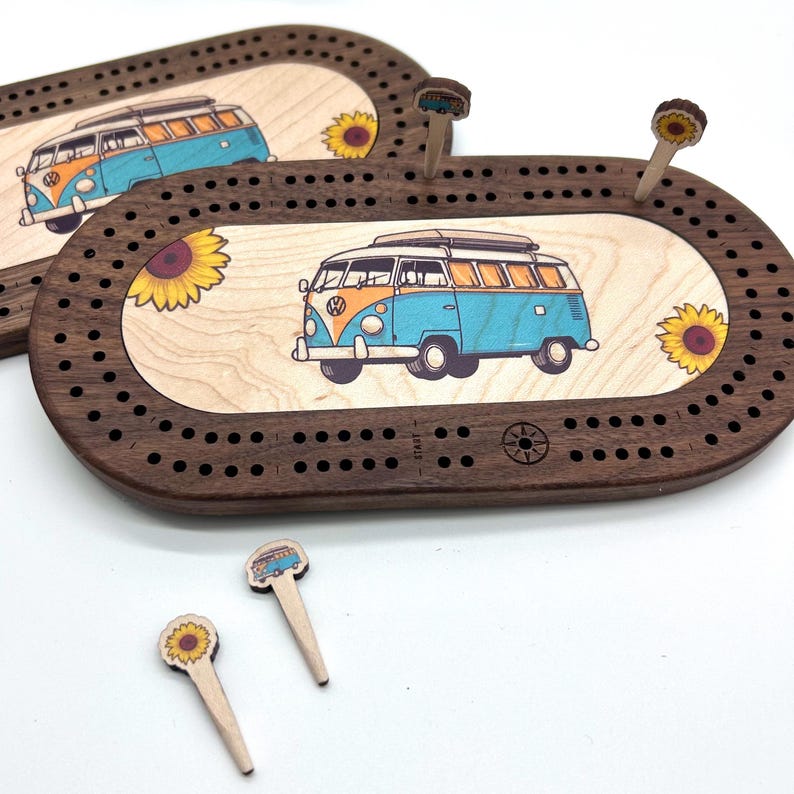 Deluxe Personalized Travel Cribbage Board: Maple & Walnut, Wildlife ...