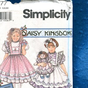 Simplicity 8877 Daisy Kingdom Girl's & Doll Dress With Puff Sleeves ...