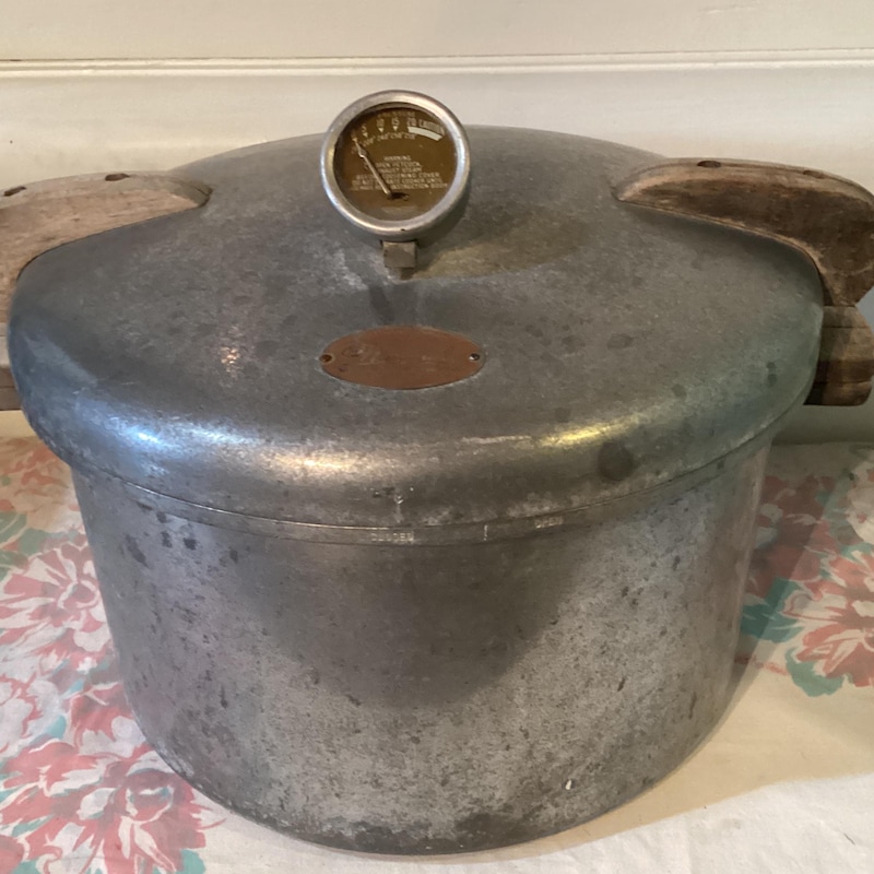 Presto Vintage Pressure Cooker - Etsy
