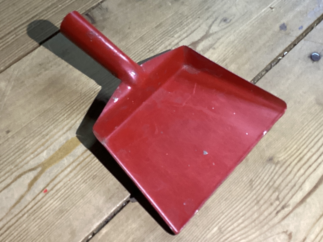 Toy Metal Red Dust Pan Antique - Etsy