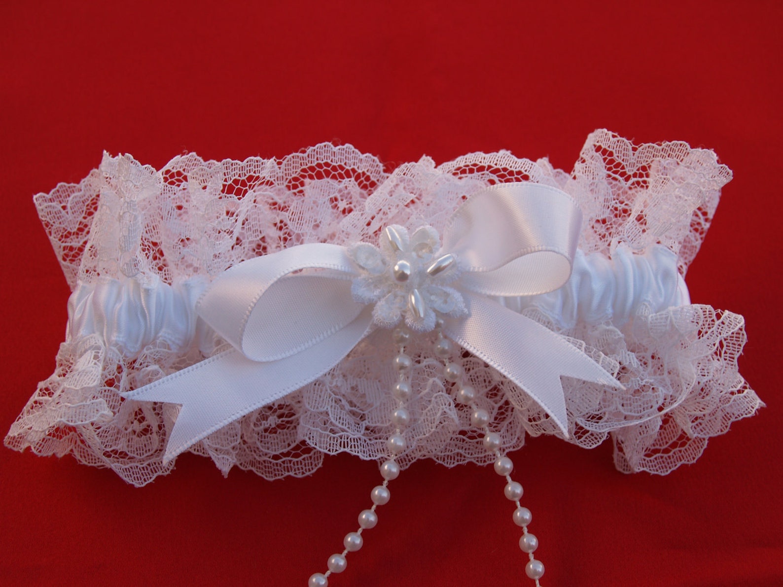 Budget Brides Garter Made of Lace, Satin Ribbon, and Pearls, Single ...