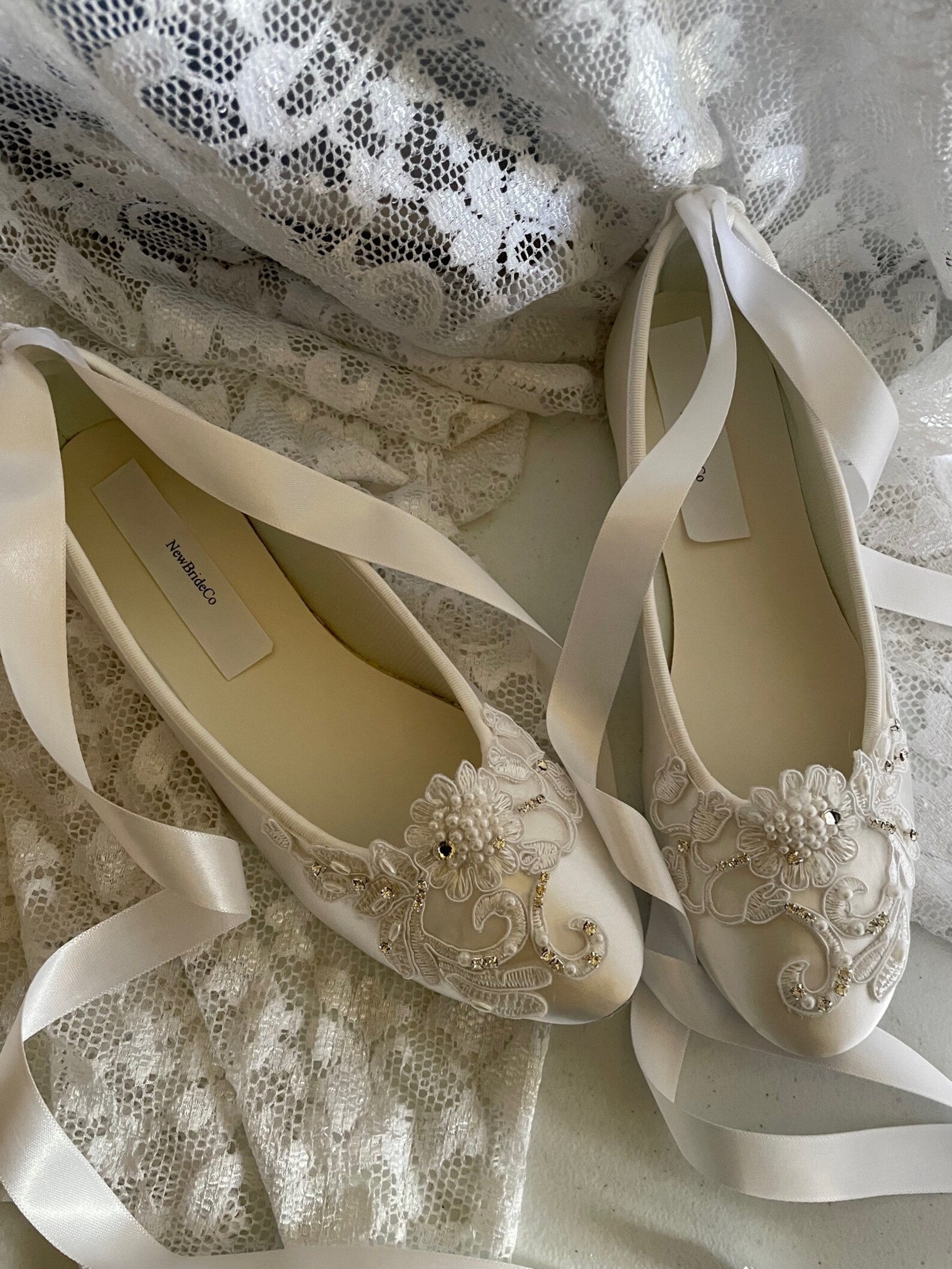 Brides White Wedding Flatssatin OFF-WHITE Shoes Lace Applique - Etsy