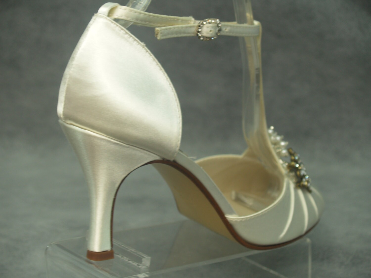 IVORY Wedding Shoes Mid Heels Vintage Style Round Toeankle - Etsy