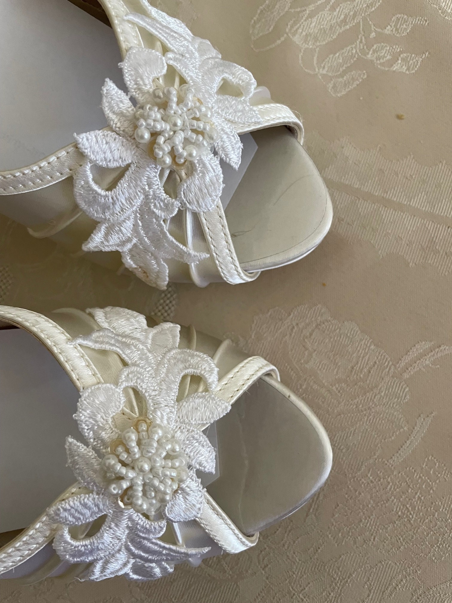 Ivory Wedding Heels: US Size 8 Peep Toe Bridal Shoes With Leaf ...