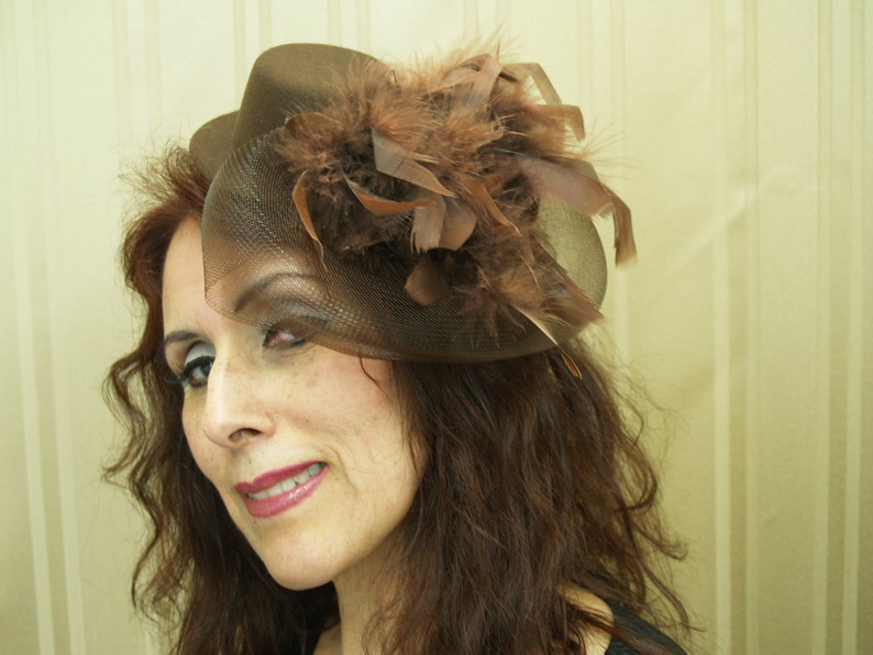 Brown Fascinator Mini Hat With Feathers Retro Modern Mini Top - Etsy