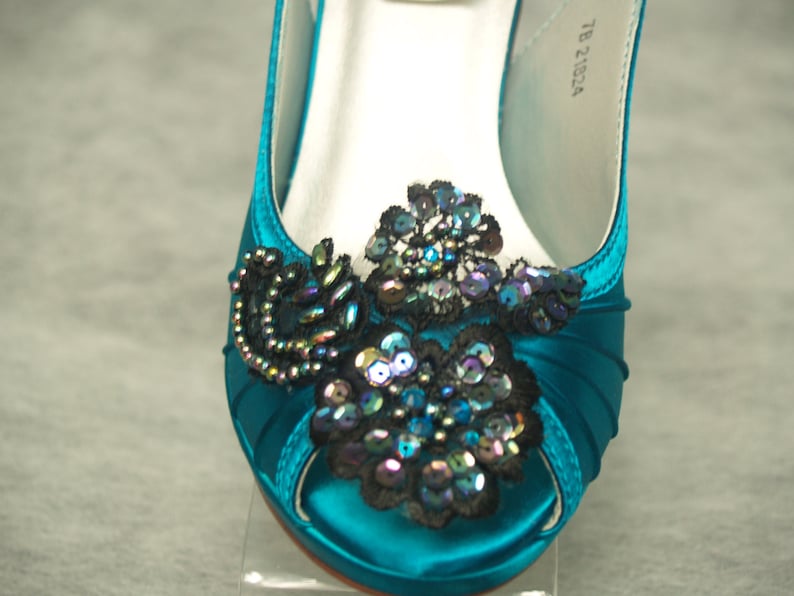 SIZE 7 Shoes Teal & Black Medium Heel, Peep Toe Slingbacks, Something ...