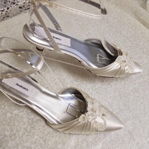 Wedding Ivory Shoes Closed Toes Very Low Heel, Off-white Ivory Wedding ...