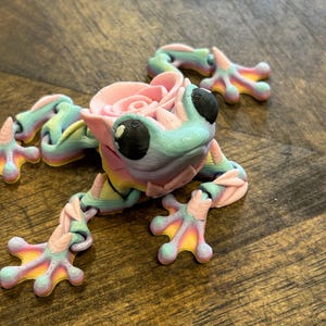 3D Articulated Rose Frog - Etsy