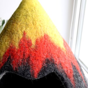 Pet Bed Volcano From Wool. Lava Stone Felt Cat Cave. Gift for Pets. - Etsy