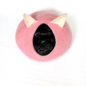 Pink Cat Bed. Felt Wool Cat Cave. Cat Lovers Gift. Small Dog House. - Etsy