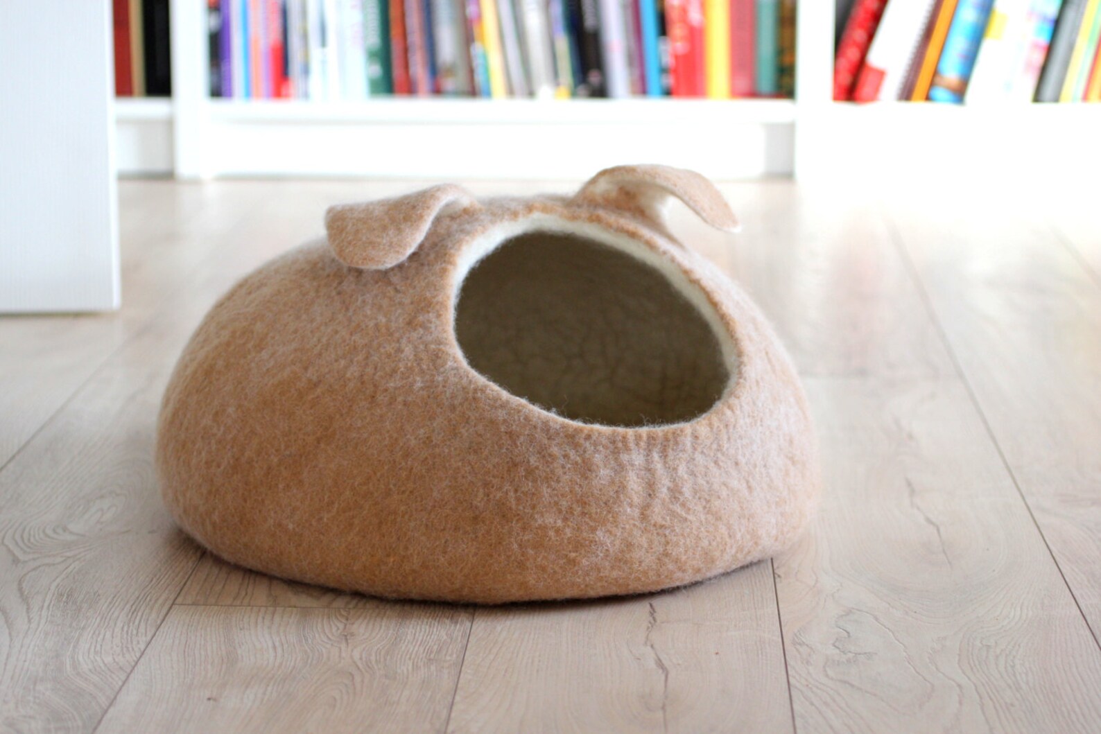 Small dog bed. Wool dog bed. Gift for pets. Wool pet bed. | Etsy