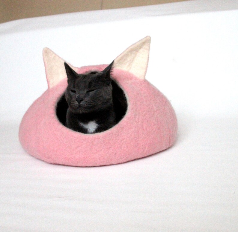 Pink Cat Bed. Felt Wool Cat Cave. Cat Lovers Gift. Small Dog - Etsy