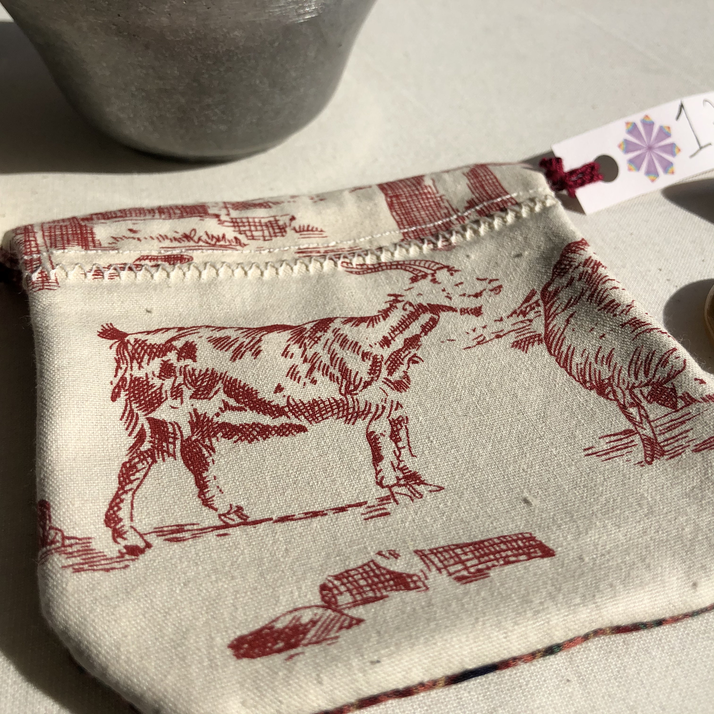 Goat in Field Camafeos Elefantes Toile Multi-pocket Stone Pouch No. 13 ...