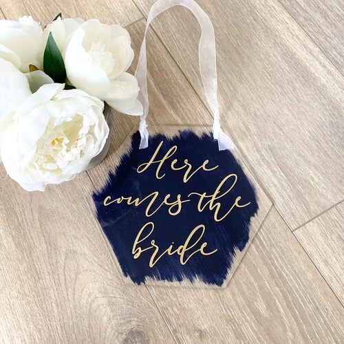 Here Comes the Bride Sign Wedding Sign Personalized - Etsy