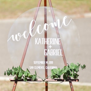 Round Acrylic Welcome Sign, Personalized Wedding Welcome Sign, Acrylic ...