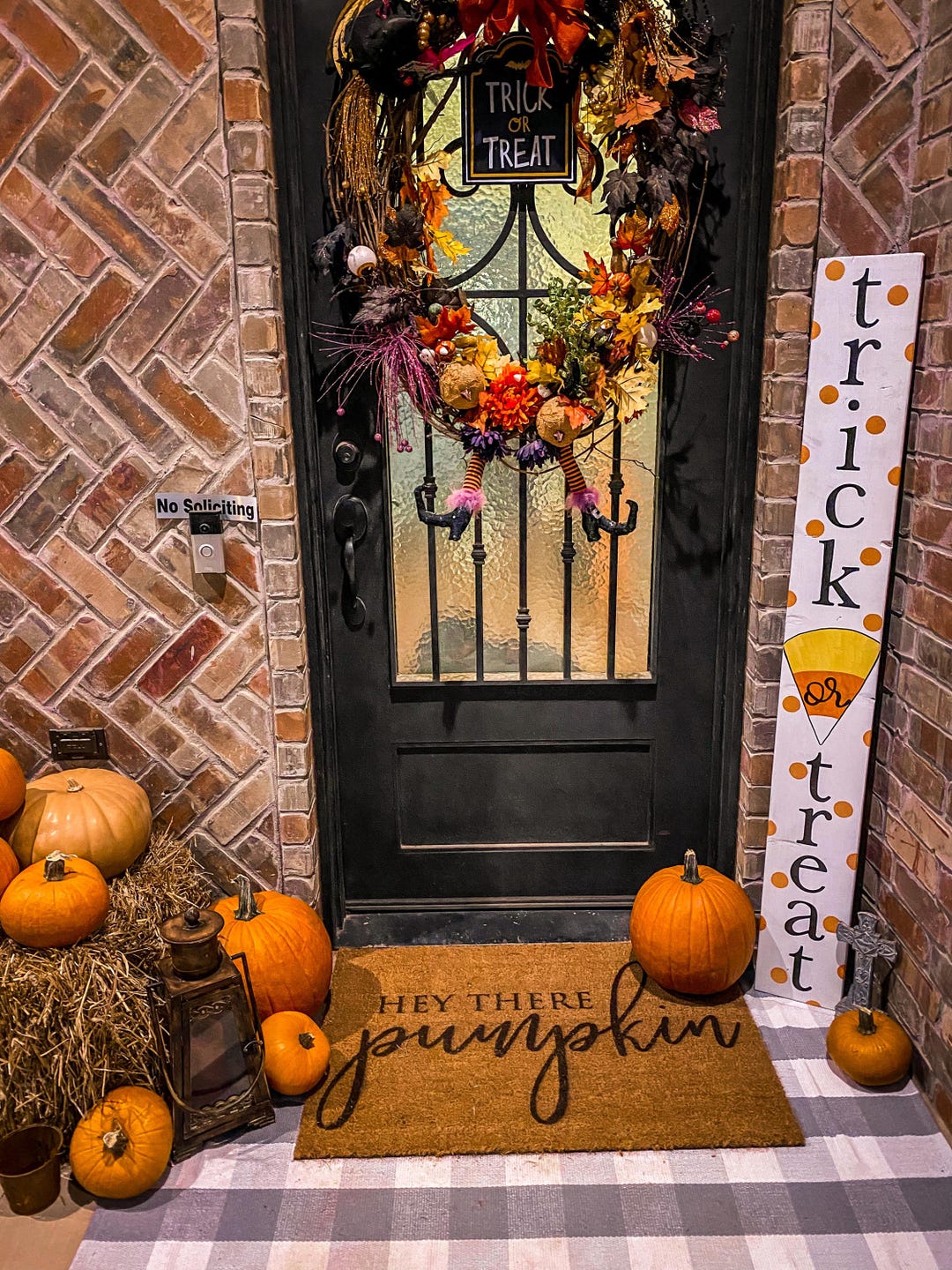 Trick or Treat Sign Halloween Wood Sign Entryway Sign Welcome Halloween ...