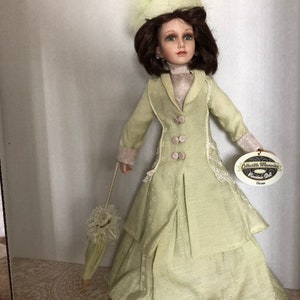 VINTAGE Collectible Memories Vivian Doll, 15" - Etsy