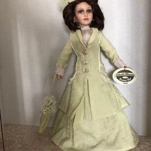 VINTAGE Collectible Memories Vivian Doll, 15" - Etsy