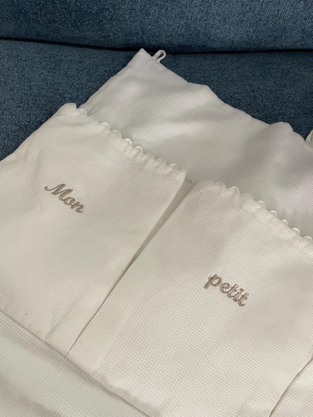 French Wording Baby Pocket Wallhanging, 19” X 22” - Etsy