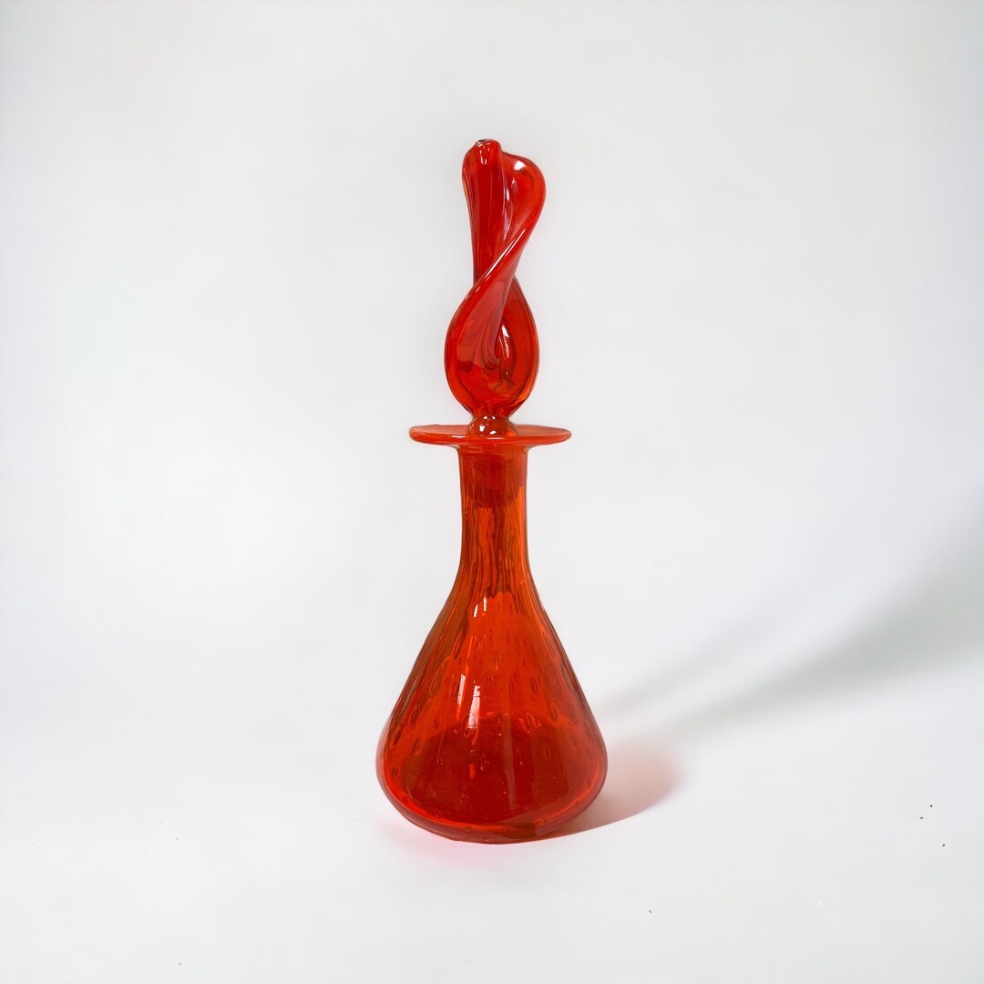 Vintage Red Decanter With Controlled Bubbles by Rainbow Art Glass Co ...