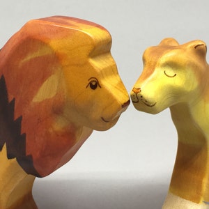 Toy Male Lion Wooden Yellow Brown Orange Colourful Size: 19,00 X 12,0 X ...