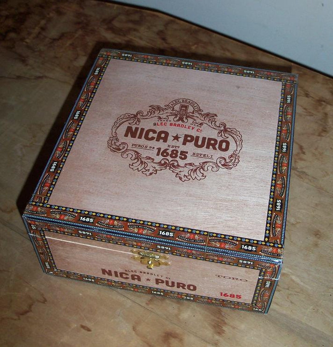 Cigar Box Nica Puro Chest Wooden Box Storage Organizer Upcycled Man ...