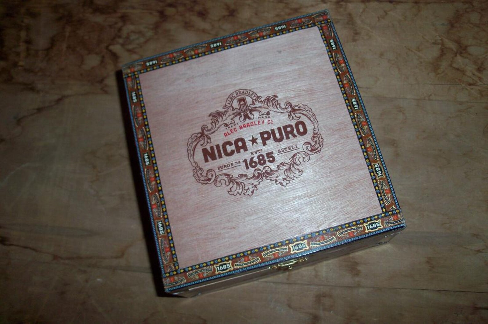 Cigar Box Nica Puro Chest Wooden Box Storage Organizer Upcycled Man ...