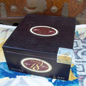 Cusano 18 Years Double Connecticut Cigar Box Special Wooden - Etsy