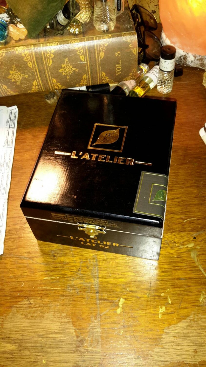 Cigar Box L'atelier Black & Gold Top Shelf Groomsman Gifts - Etsy