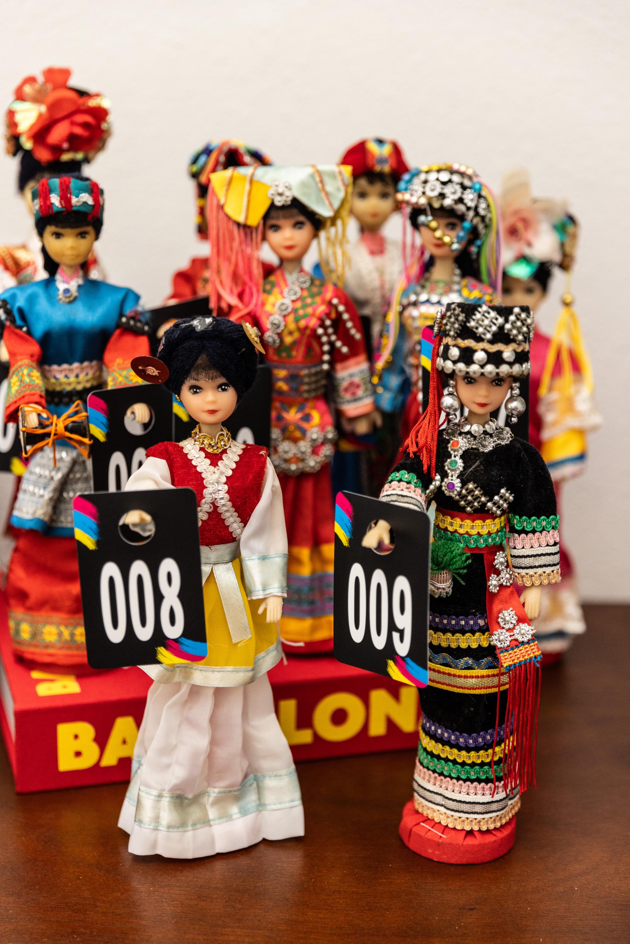 Vintage International Costume Doll – Folk Dress Cultural Souvenir – Mid ...