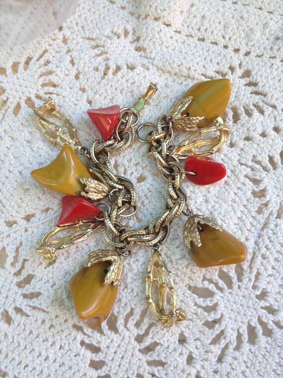 Vintage 40s Bakelite Charm Brecelet Red Green Yellow … - Gem