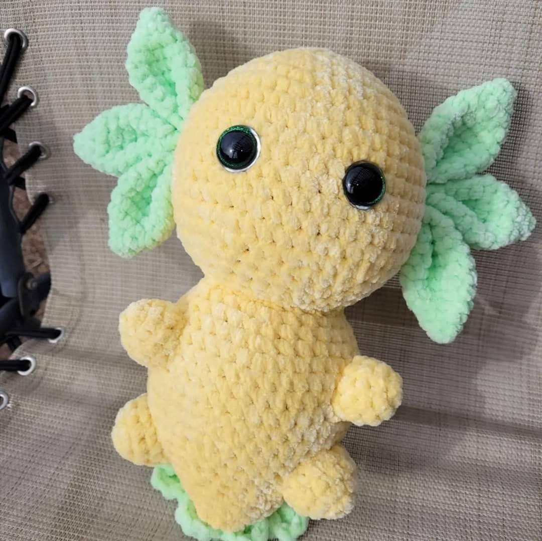 Lemon Axolotl - Etsy