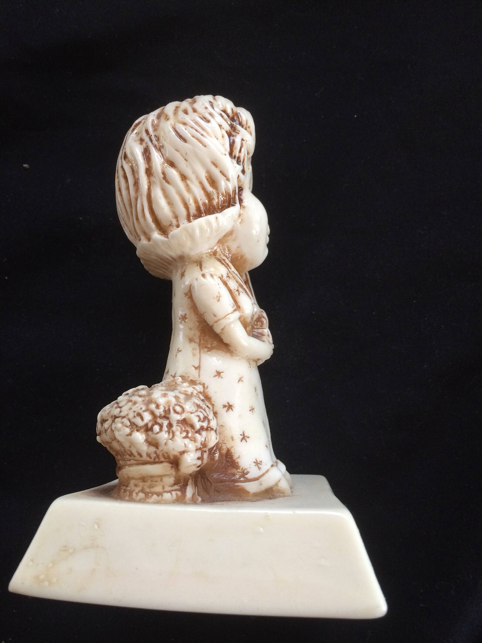 1976 Russ Berrie and Co. Figurine 9233 My Mom is the Best - Etsy